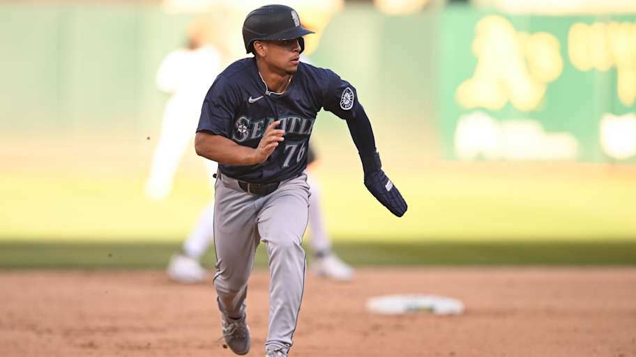 Seattle Mariners Option Infielder Leo Rivas, Pitcher Casey Legumina to ...