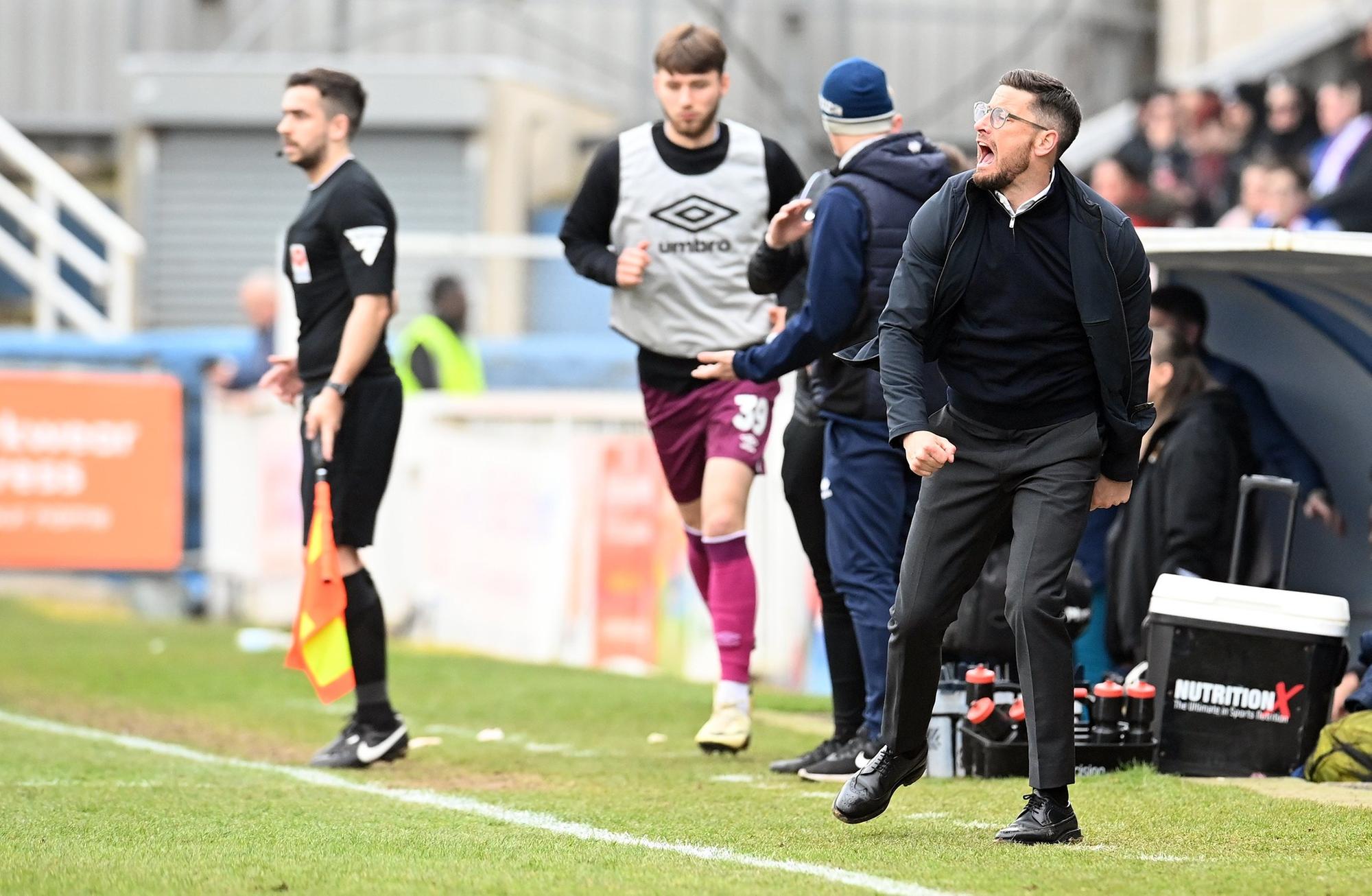 Hartlepool United head coach Anthony Limbrick hails character of his ...