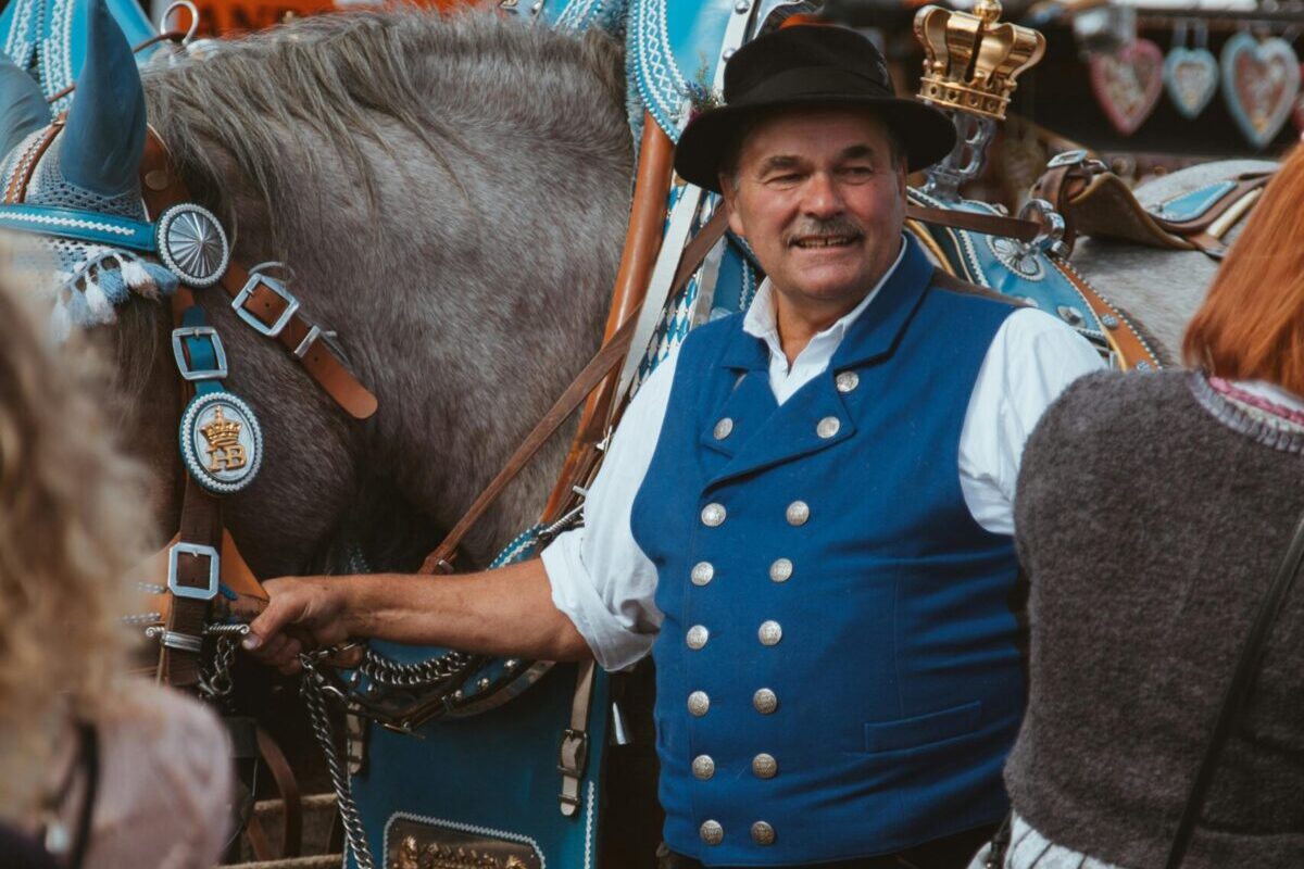 Vestimenta Tradicional Alemana: Historia y Características
