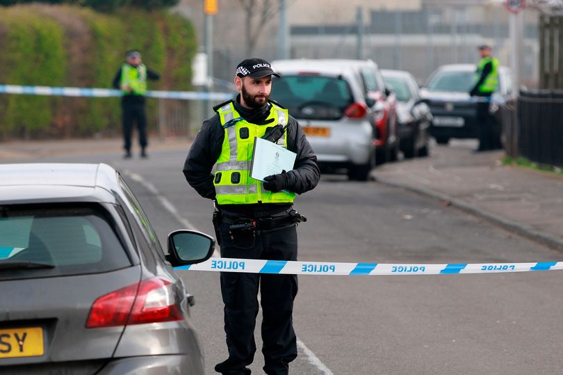 Mark Richardson associates "hiding out in hotels" as Edinburgh gang ...