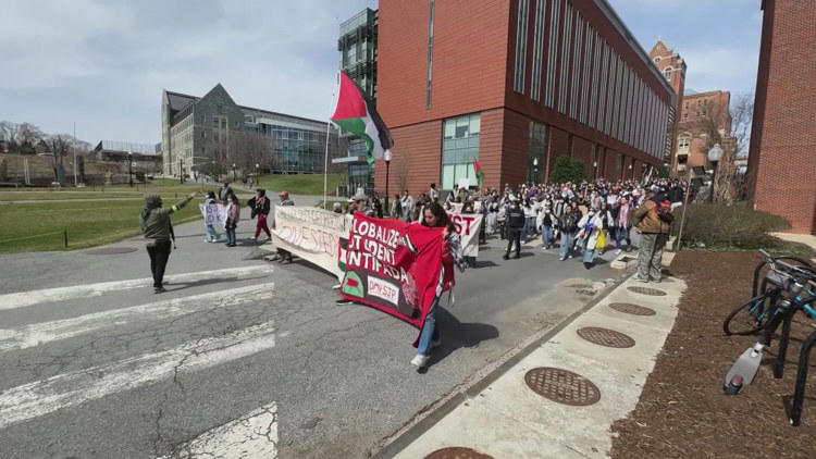 NEW VIDEO: Protests at Georgetown University in support of Badar Khan Suri