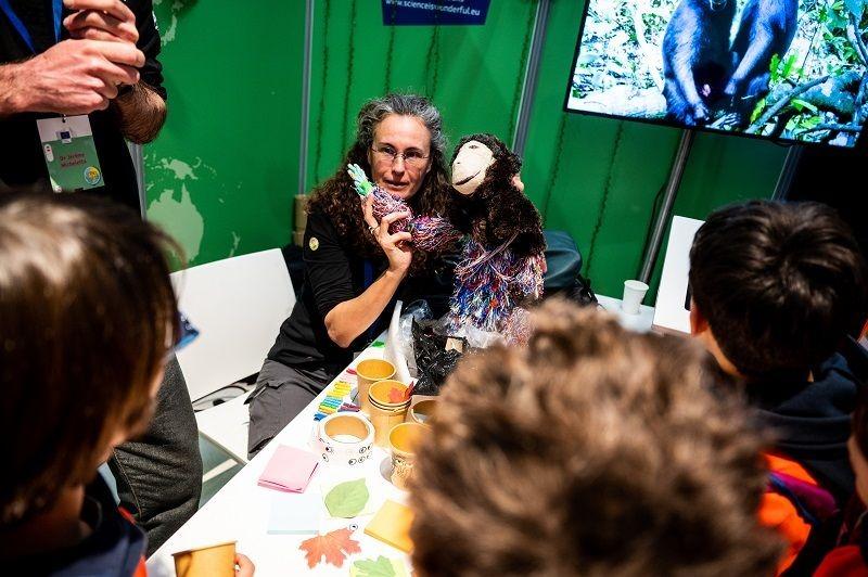 Primate researchers engage with and inspire children at major EU ...