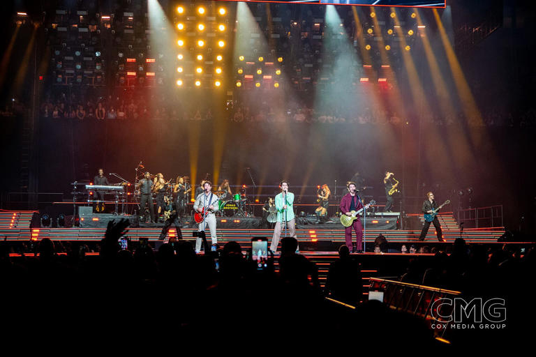 The Jonas Brothers ‘Living The Dream Tour’ includes a stop at Orlando’s ...