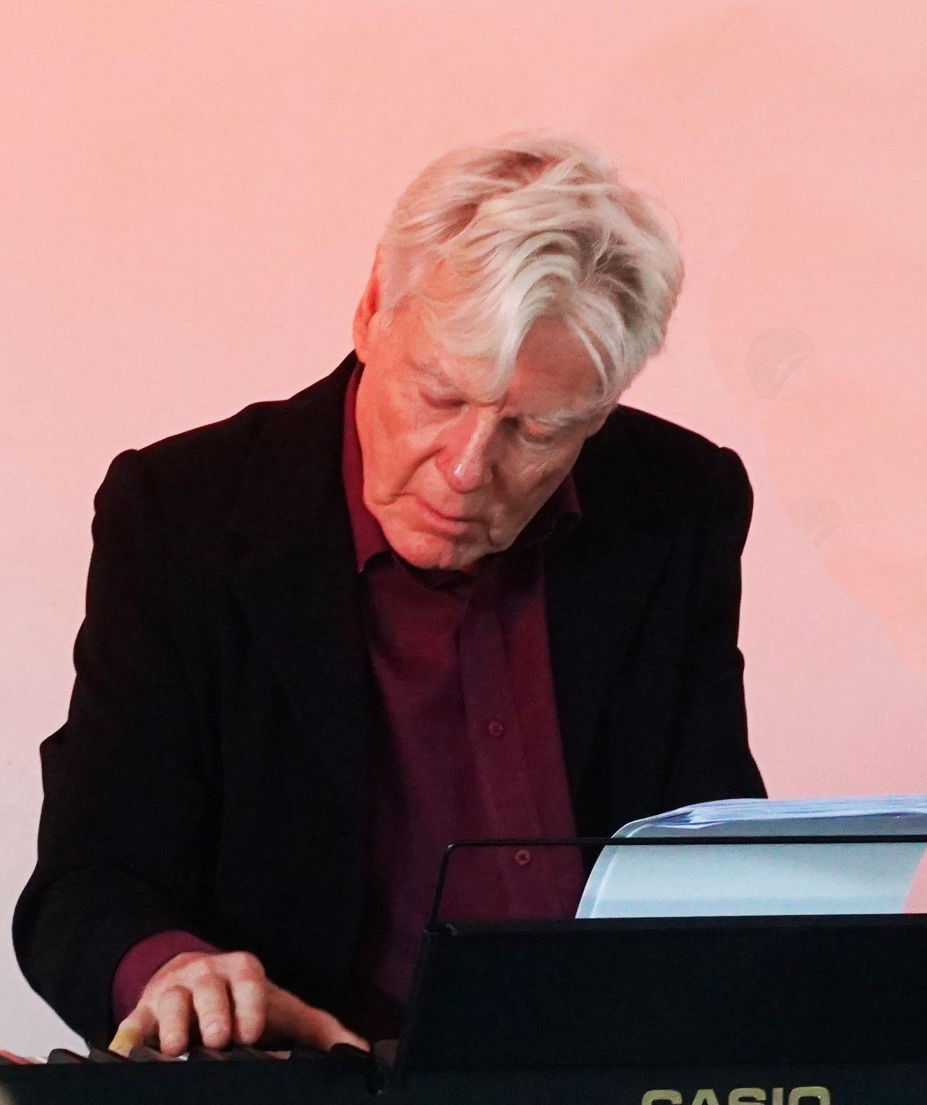 A tour through the history of jazz piano in Shoreham