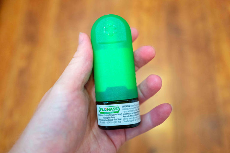 Afrin vs. Flonase: How Do They Compare for Nasal Congestion?