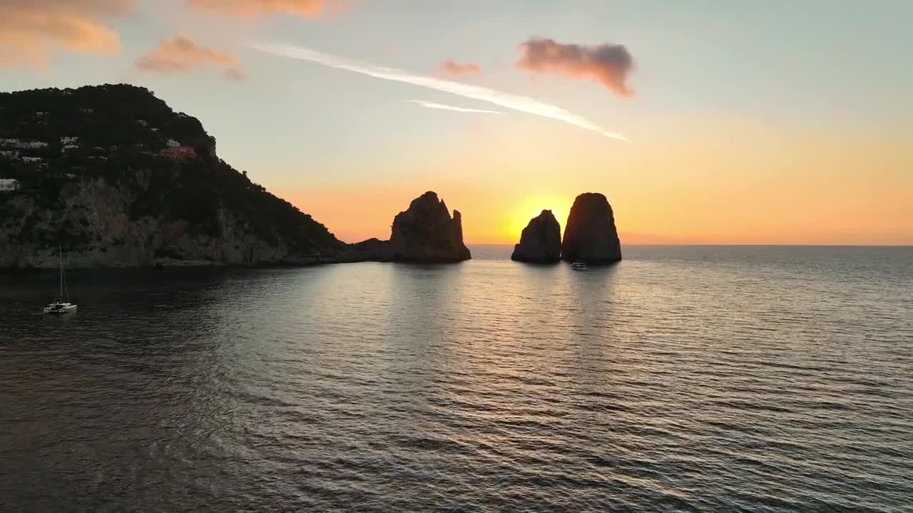 Capri desde arriba: vistas panorámicas con drones de una joya mediterránea