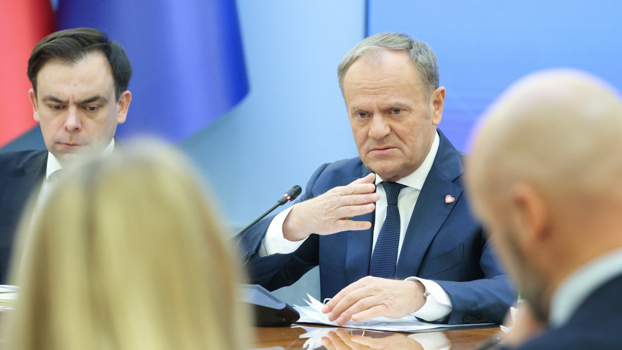 Donald Tusk skomentował spotkanie z zespołem Rafała Brzoski. "Maczety w ...