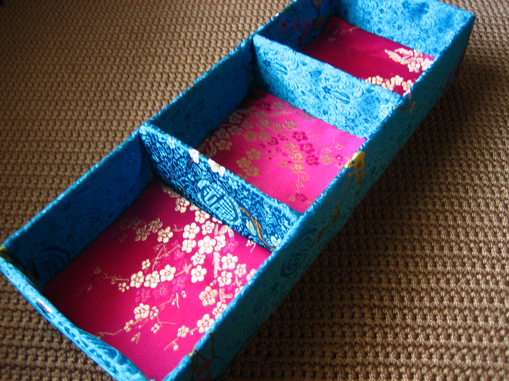 Smart Reuses for Old Shoe Boxes
