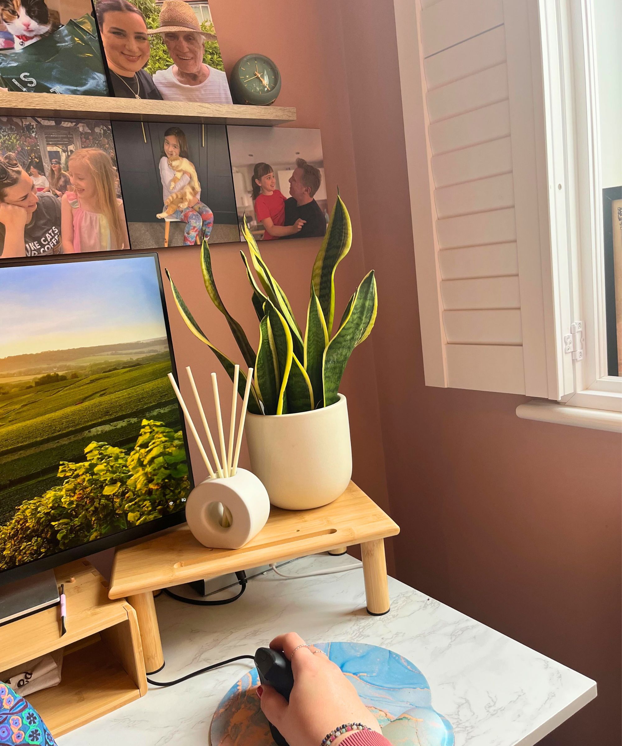 8 easy things I did to make my tiny home office calming, clutter-free, cozy and comfortable to ...