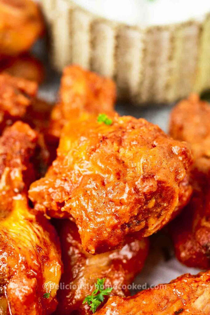 Crispy oven baked Buffalo chicken wings