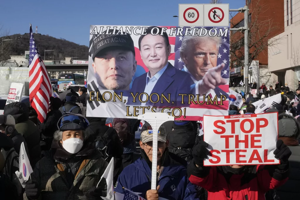 Tesla supporters show up in force outside Utah dealership as leftist ...