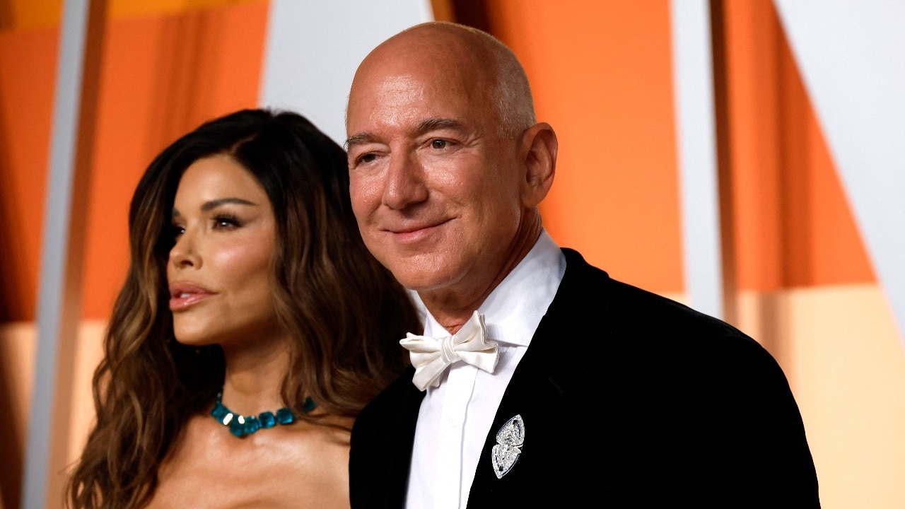 Jeff Bezos, Lauren Sanchez set to marry in Italy, wedding invites sent ...