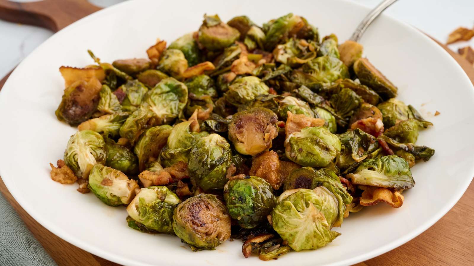 20 Easy and Tasty Brussels Sprouts Recipes for Weeknight Dinners
