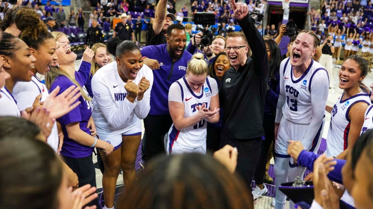 TCU Lady Horned Frogs advance to Sweet 16 for the first time