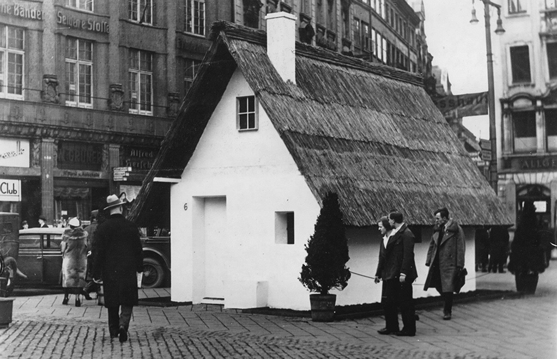 Retro photos show how home life has changed over 130+ years