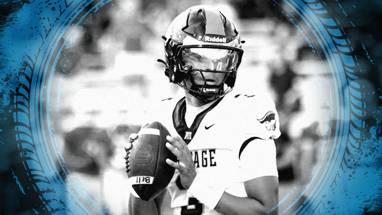 Quarterback Dia Bell Commits to 2026 Navy All-American Bowl