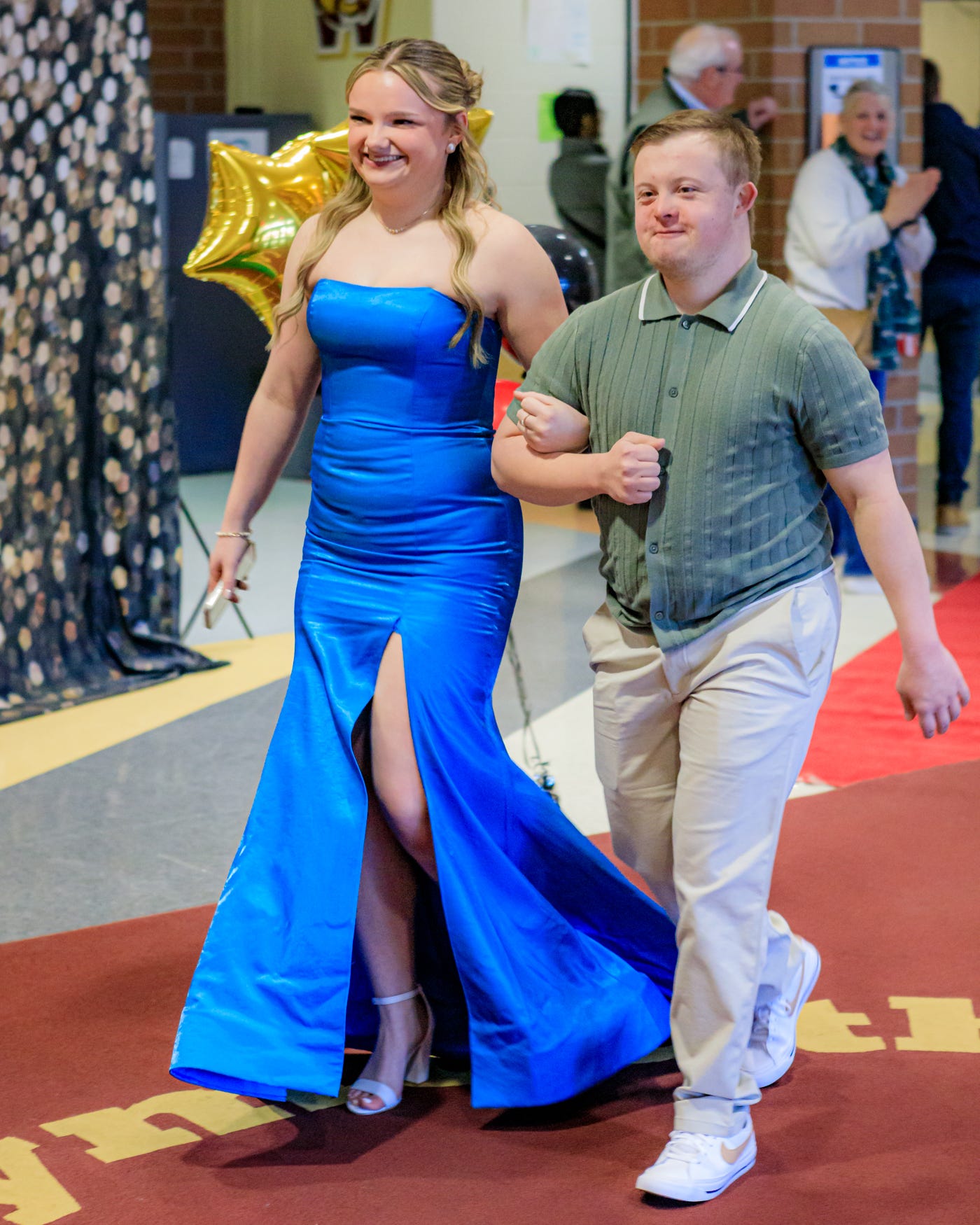 Oh what a night. Special prom brings buddies together