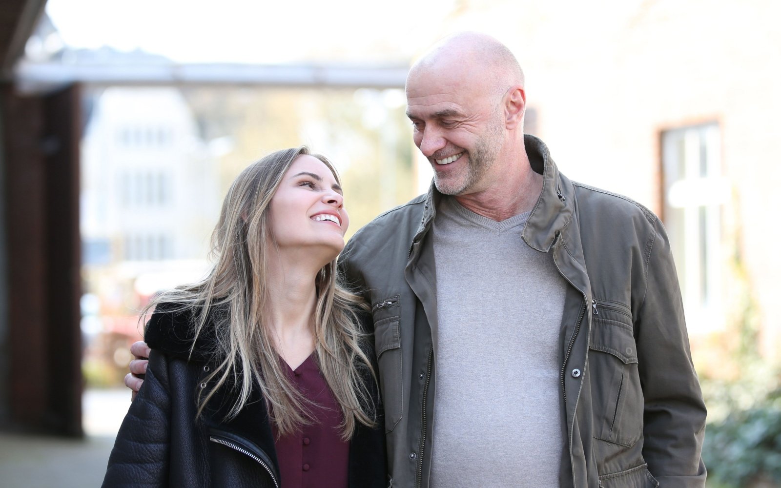 Dating Abroad? These Countries Love American Guys