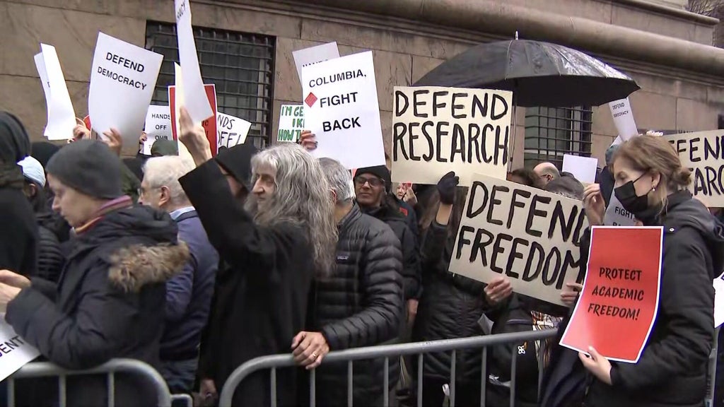Columbia professors protest policy changes after Trump administration's ...