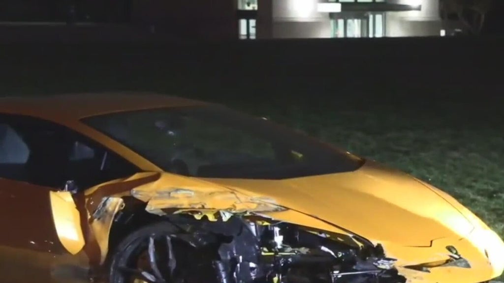 Lamborghini found crashed on Chicago's DuSable Lake Shore Drive ...