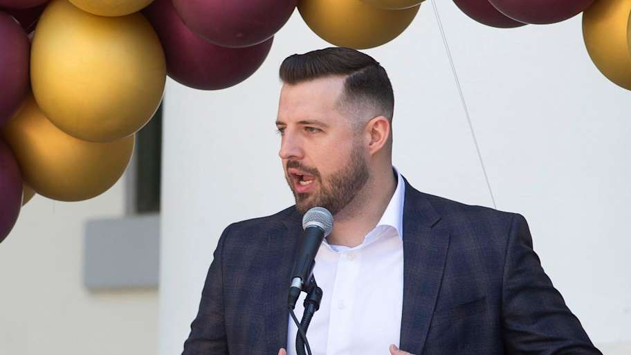 International FSU Basketball sharpshooter entering transfer portal