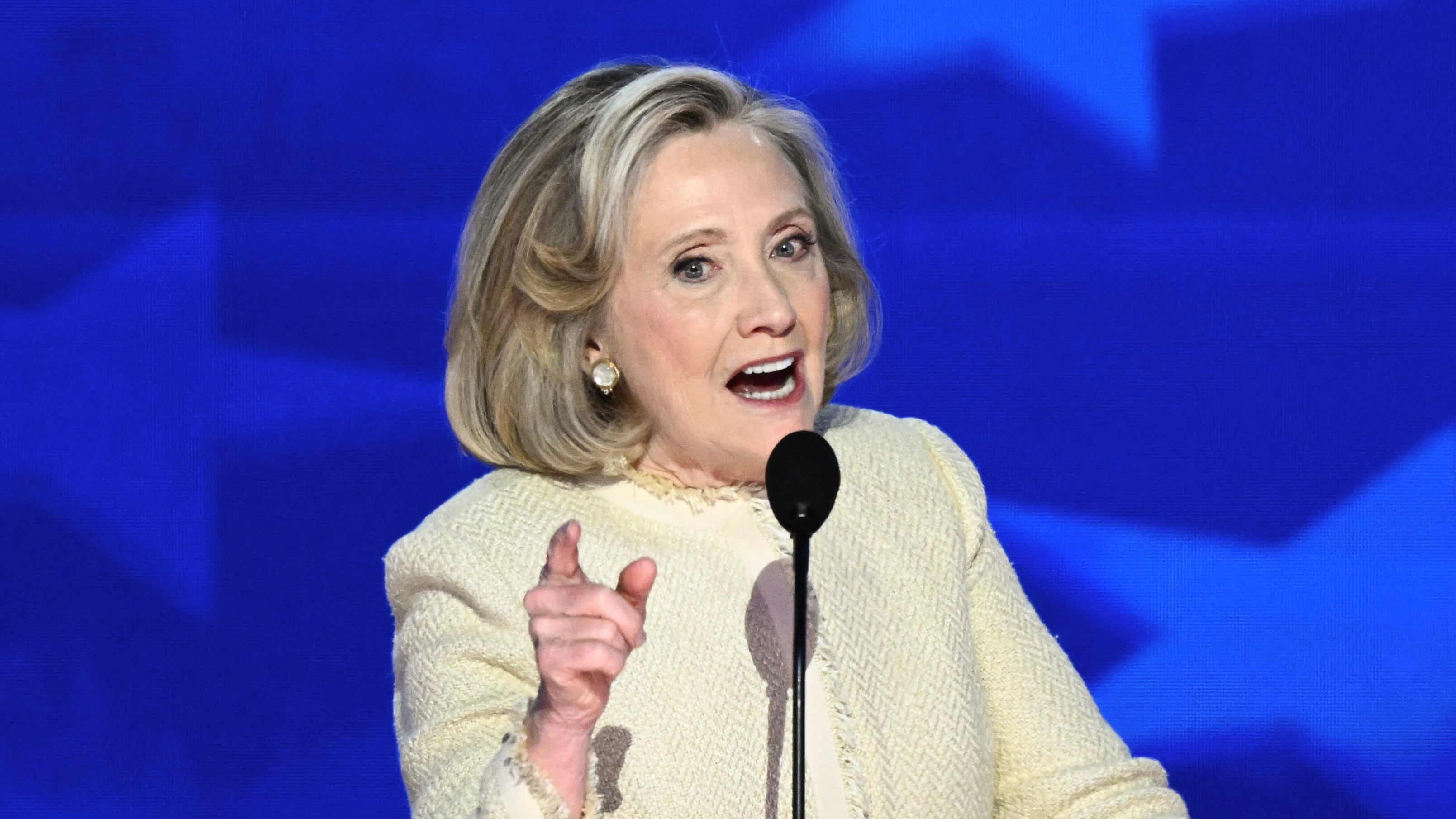 Hillary Clinton Gives Perfect Response After War Plans Leak