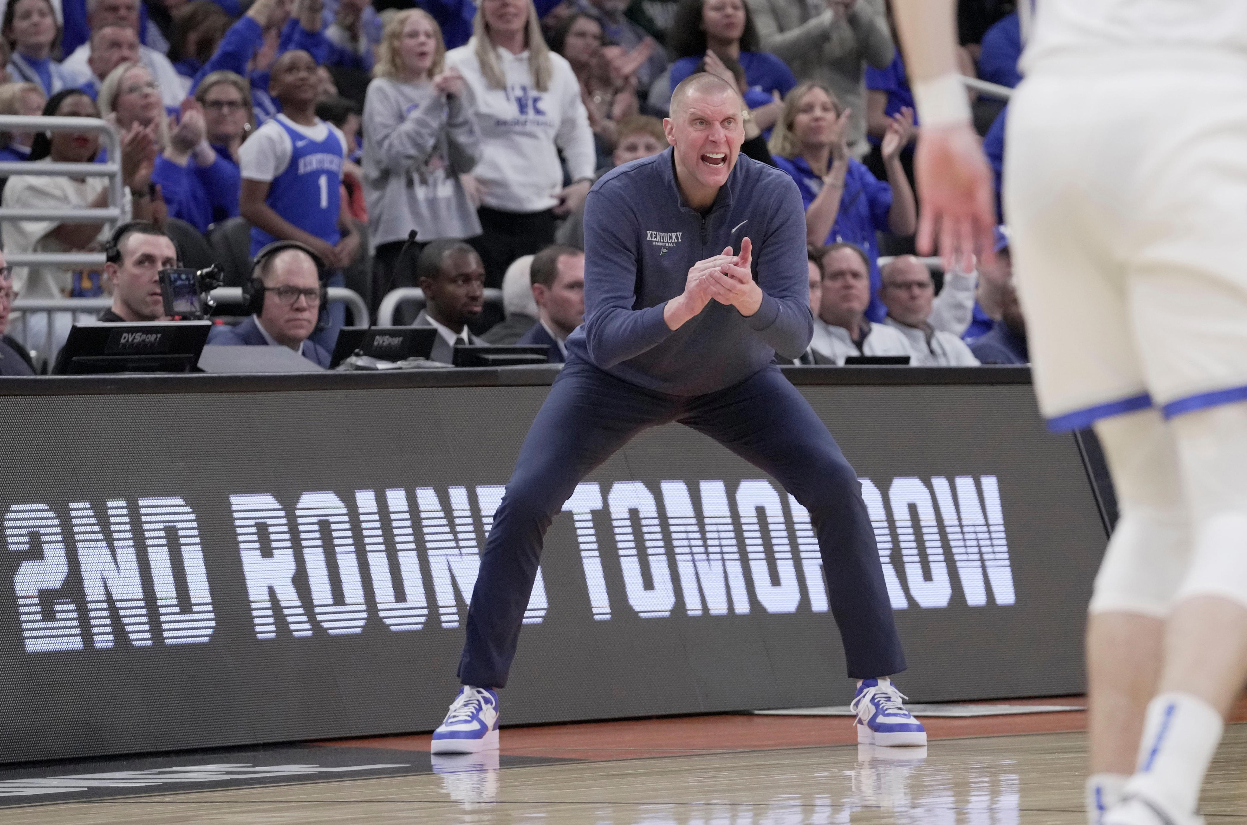 Kentucky coach Mark Pope speaks about extending the college basketball ...