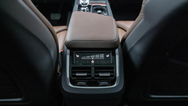 Infosys Q4 results date and time, Dividend 2025 News: Cash reward announcement in board meeting ...