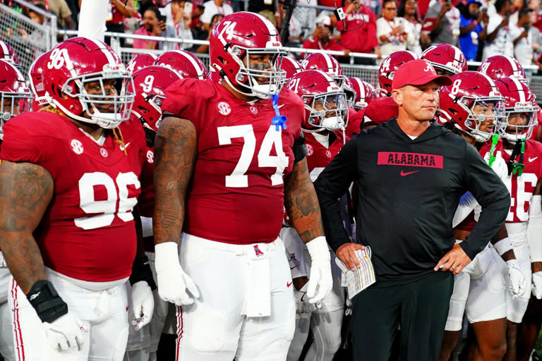 Alabama Offers 2027 Blue Chip QB Prospect