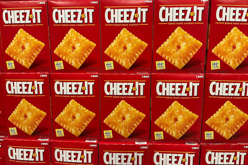Cheez-It Is Bringing Back This Nostalgic Early 2000s Snack