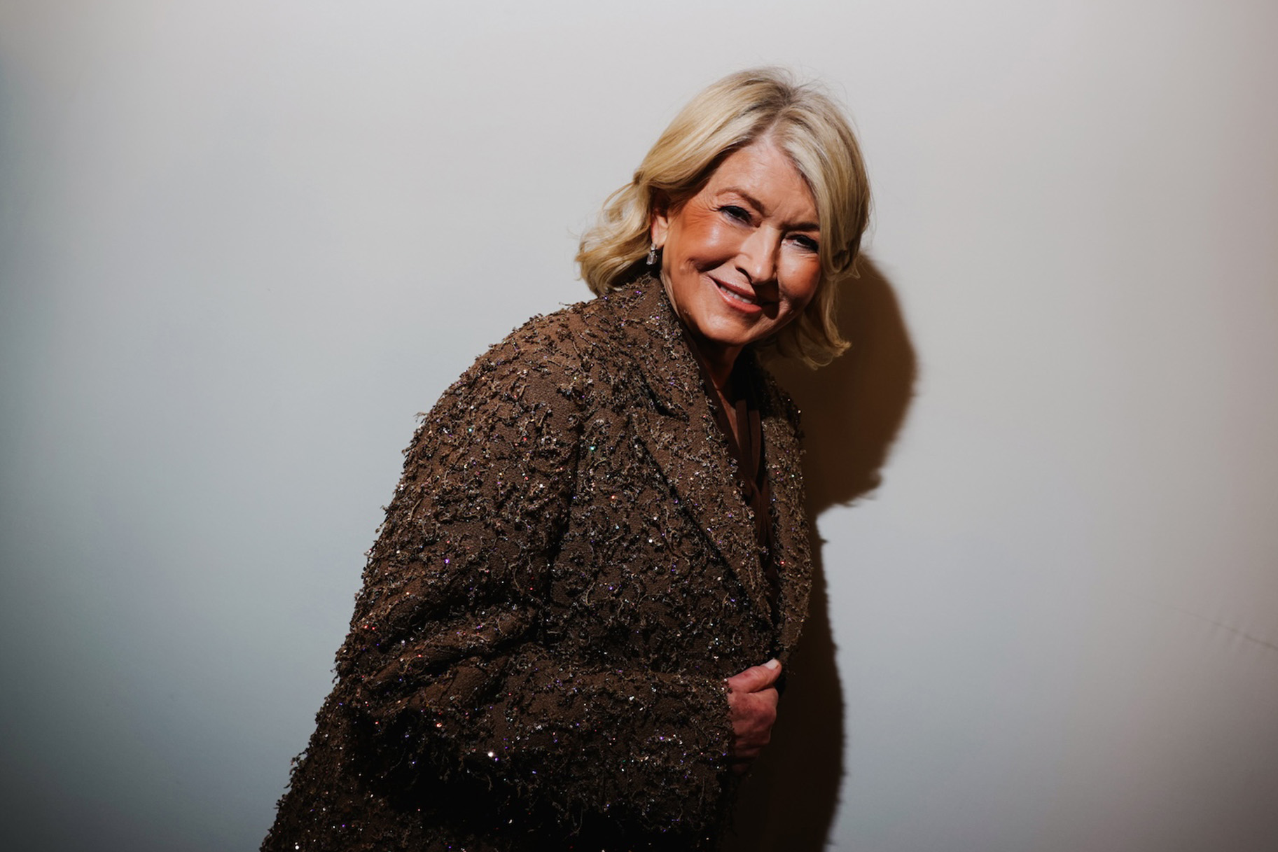 Martha Stewart's Super-Short, Extra-Voluminous Pixie Cut Is Beyond Chic ...