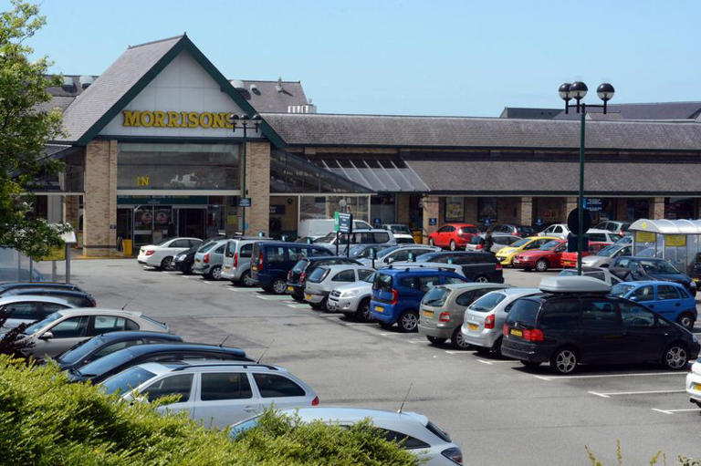 Full list of Morrisons supermarket stores and cafes set to close ...