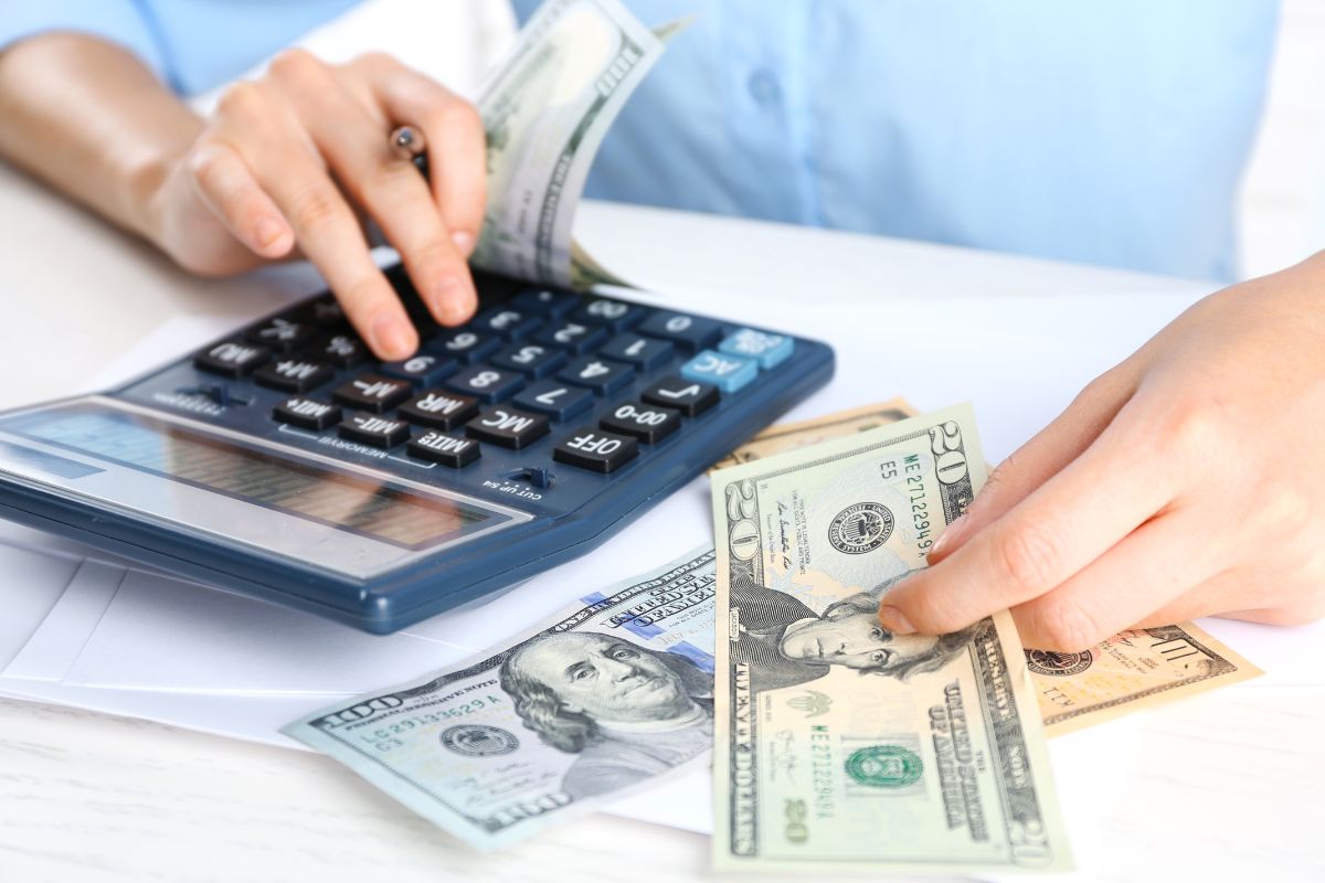 16 Genius Steps to Develop Millionaire Habits on a Budget