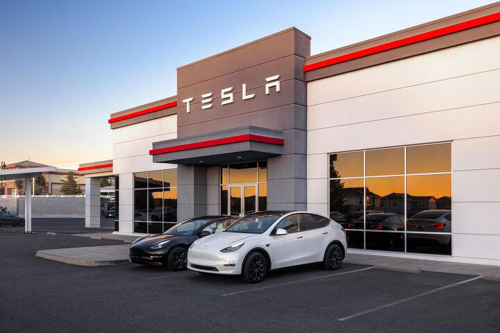 The middle class is dropping out of the new car market