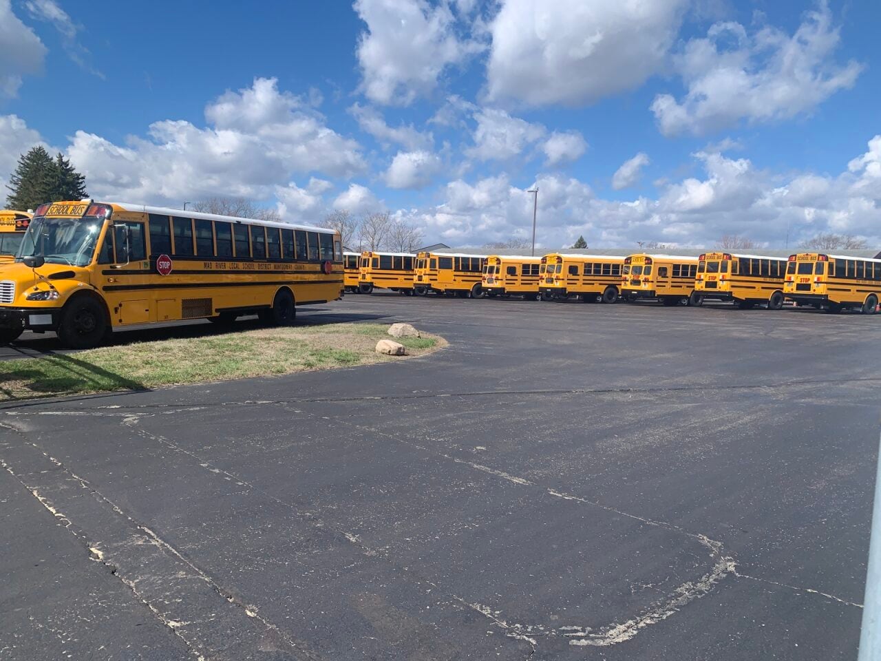 Parents concerned after kids were ‘screamed at’ on bus ride home from ...