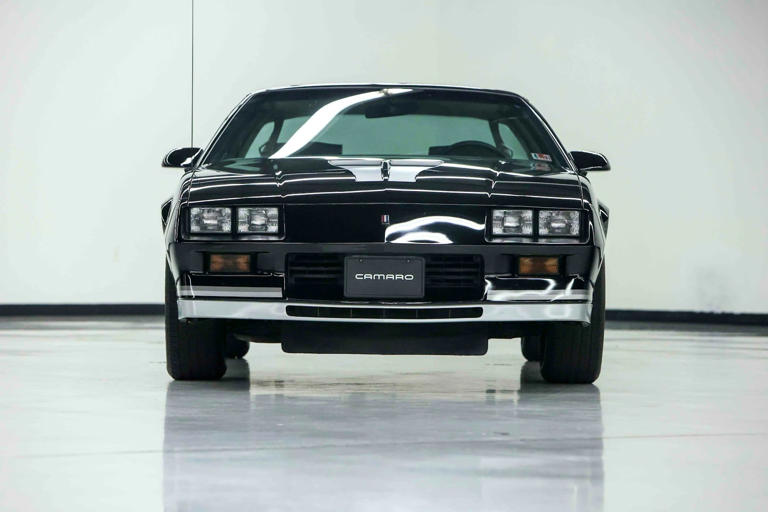 Time Capsule: 303-Mile 1984 Camaro Z28 Offers Pristine Example of 1980s ...