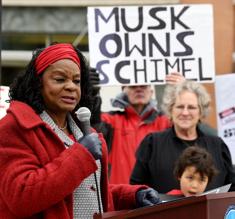 ‘Rally for Democracy’ photo gallery: Rep. Gwen Moore gathers crowd ...