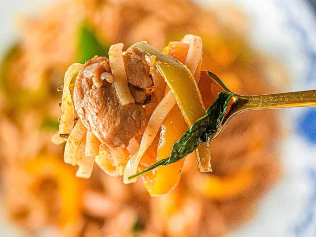19 Quick and Light Pasta Recipes for Warm Spring Evenings