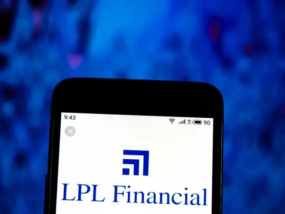 LPL Financial Holdings To Acquire Commonwealth Financial Network For $2 ...