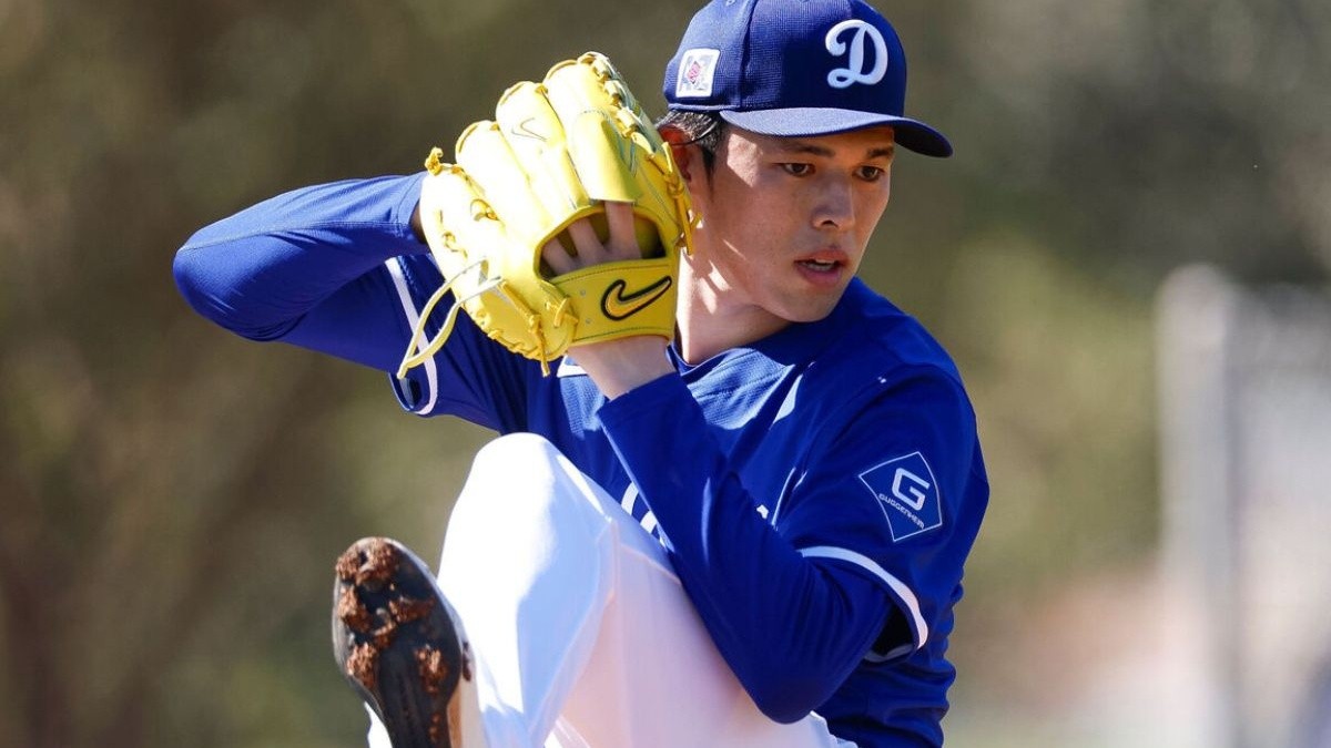 MLB: After a Tough Debut, Roki Sasaki Gets Support from Dodgers ...