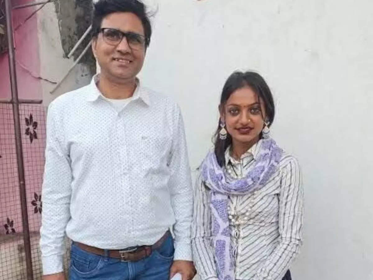 Filmmaker Sanoj Mishra who offered movie break to viral Kumbh beauty Monalisa charged with rape ...