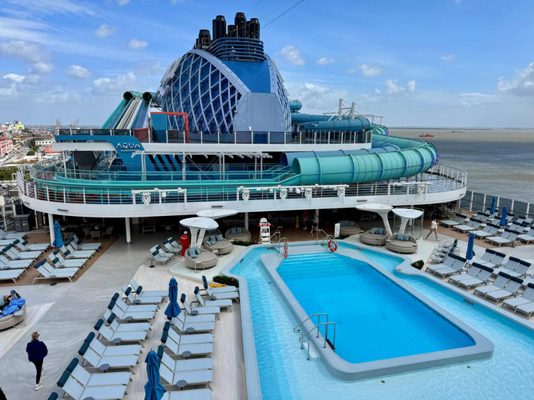 Don't fight over poolside space: Why Norwegian went bigger with its ...