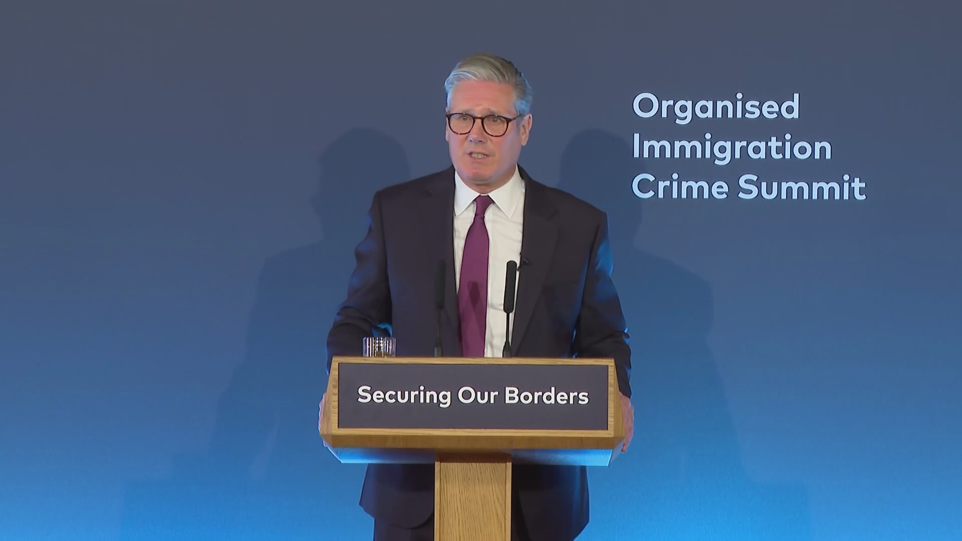 ‘Angry’ Starmer holds summit over illegal migration