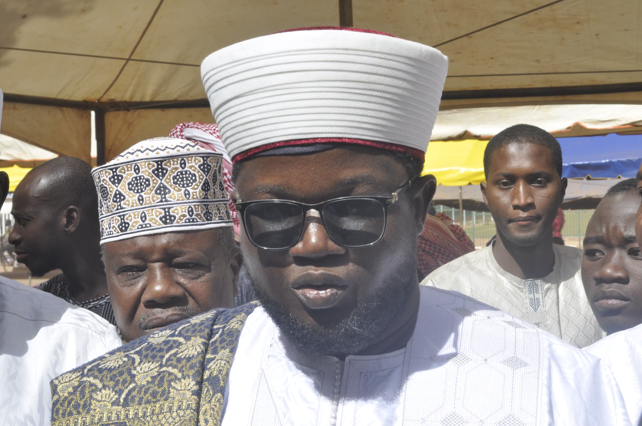 Ramadan : La communauté islamique de la Tidjania célèbre l'Aïd el-Fitr ...