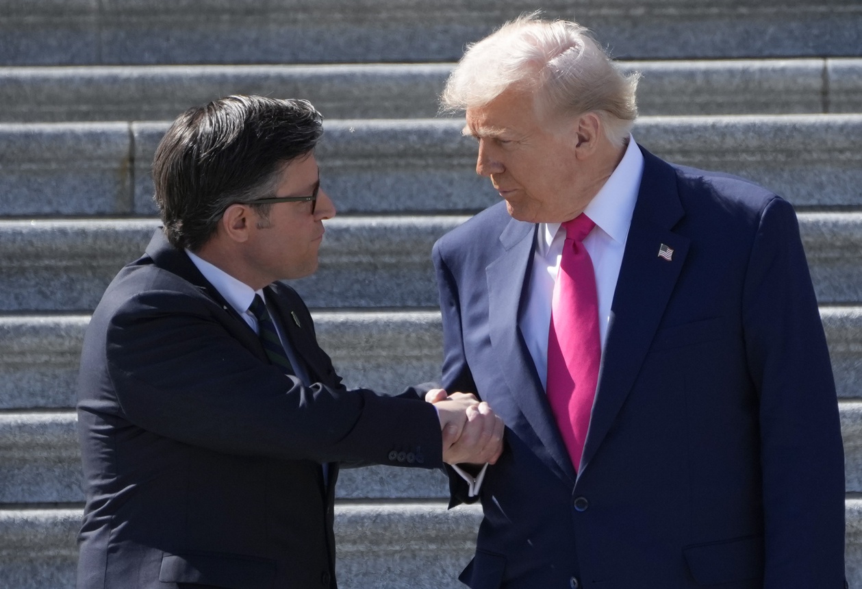 Fox News Co-Host Attacks Trump’s Dismantling of DOE