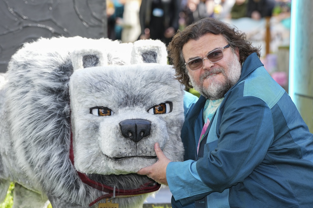 Jack Black, Jason Momoa enter the Minecraft universe as the video game ...