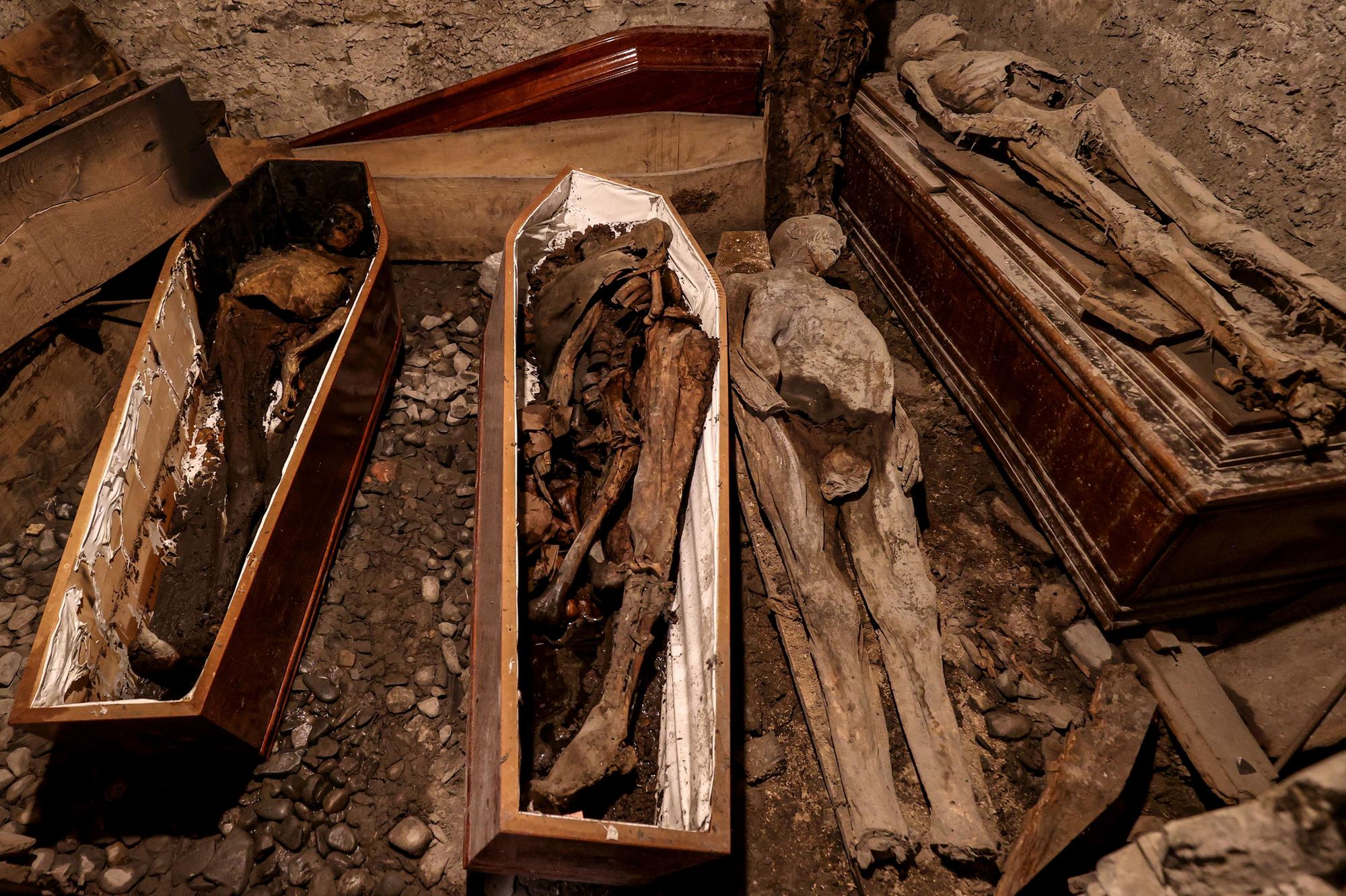 St Michan's Church Dublin, Ireland: Anglican vicar appeals for support ...