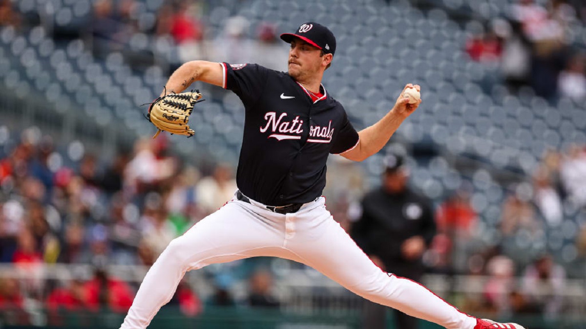 Lowe, Bell Power Nationals Past Phillies