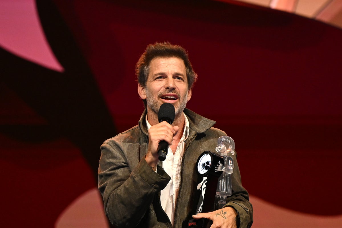 Zack Snyder confirmed to write and direct UFC film Brawler