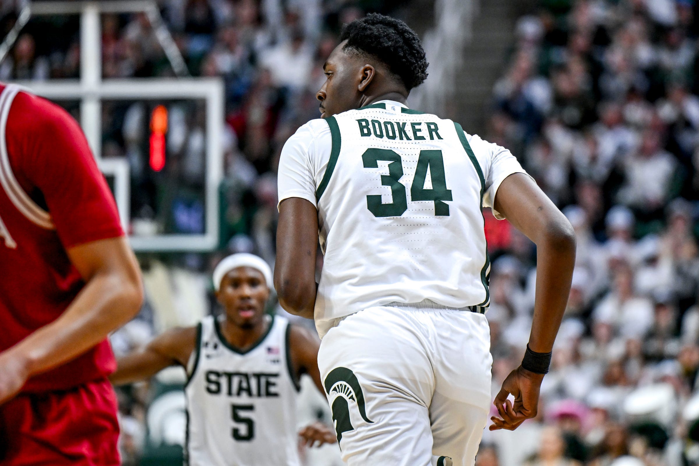 Xavier Booker gives mature response when asked about future with ...